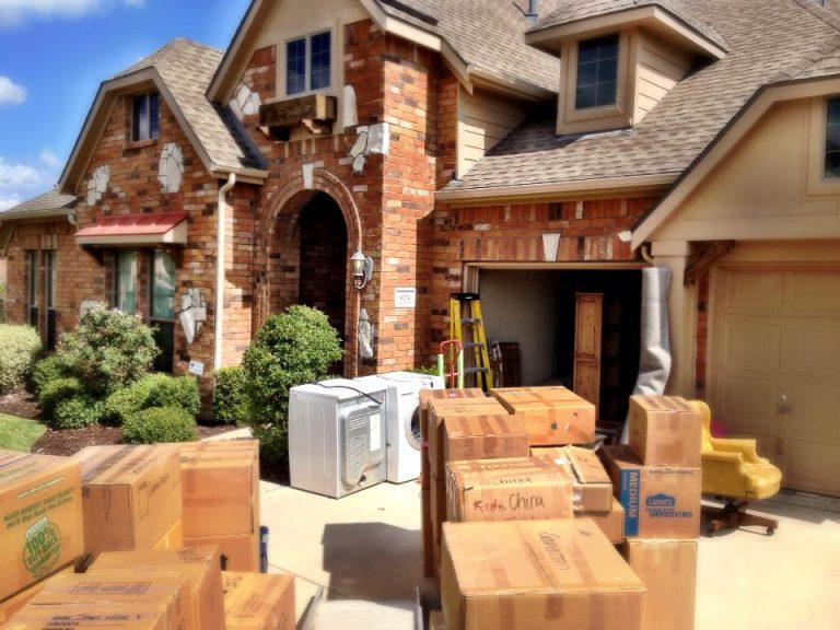 Brown Box Movers | Denton Moving Company | Book Your Move